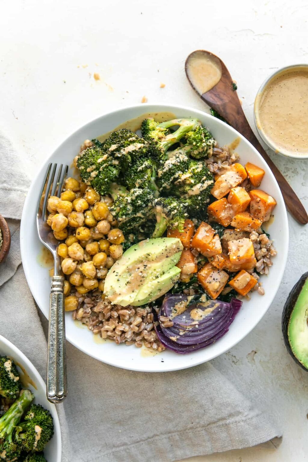 Broccoli Sweet Potato Bowl Recipe - rapidrecipes.blog