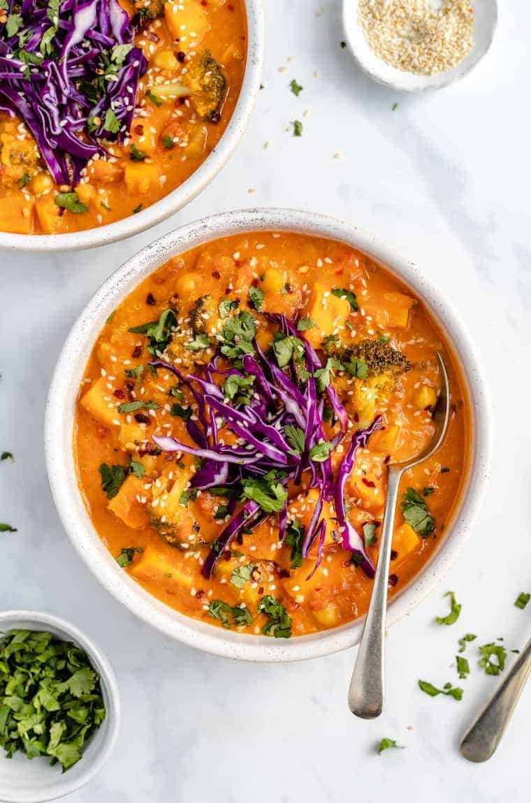 Slow Cooker Coconut Quinoa Curry Recipe - rapidrecipes.blog